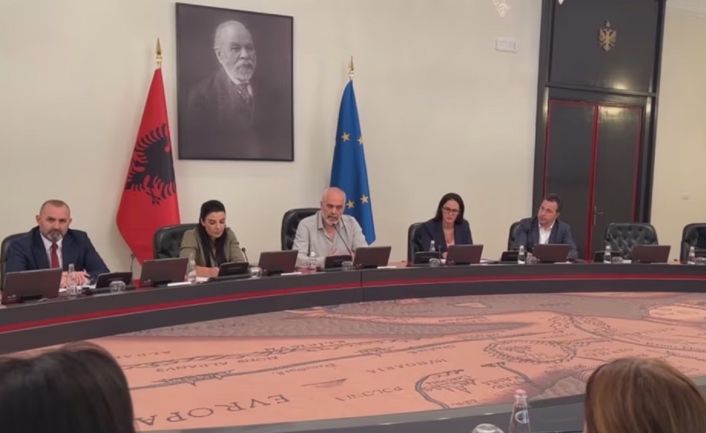 LAJM I FUNDIT/ Ndryshime në kabinetin qeveritar! Me firmë të Ramës sapo ...