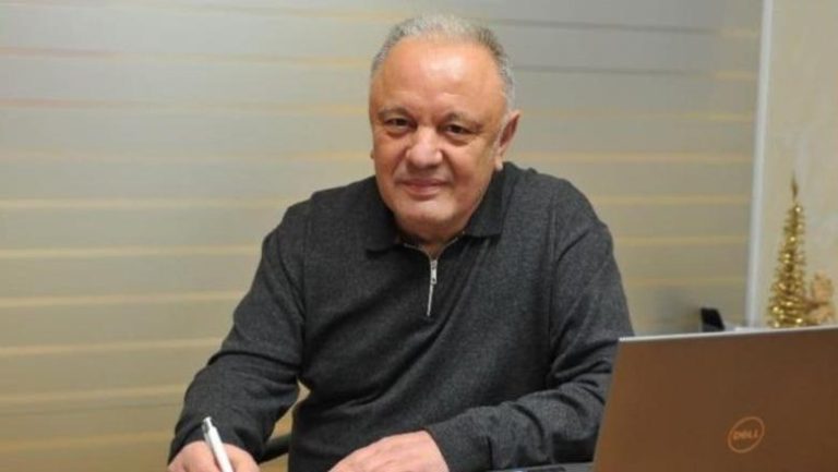 LAJM I FUNDIT/ Mjekësia në zi, ndahet nga jeta doktori i njohur Shqiptar...